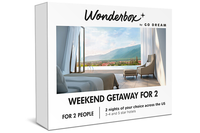 Weekend Getaway Gift Box for 2 | WONDERBOX